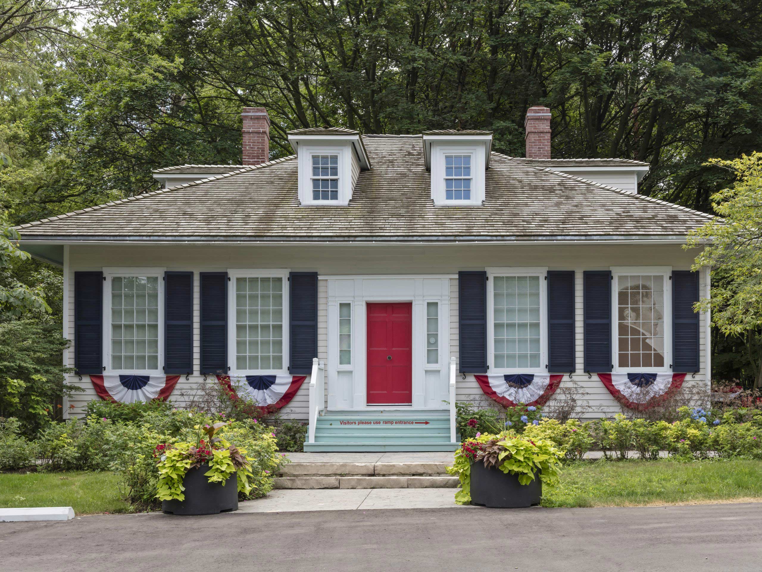 Bradley Museum – Arts and culture